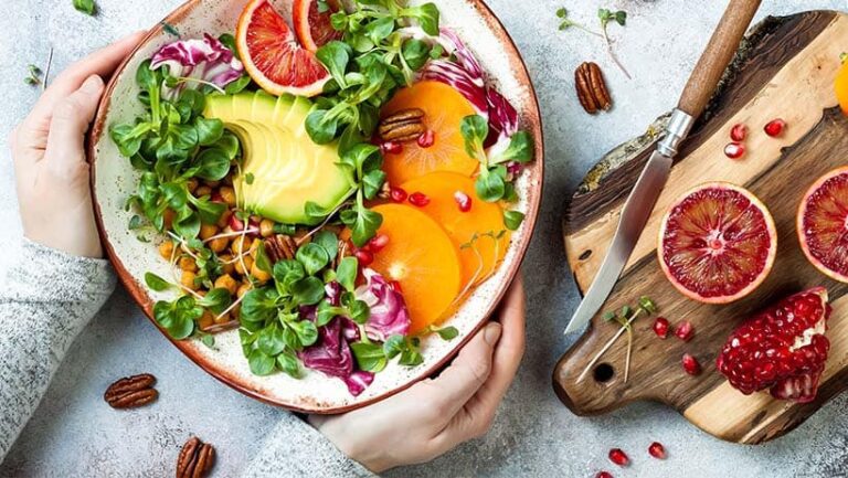 A BEGINNER’S GUIDE TO AYURVEDIC FOOD COMBINING - Popular Vedic Science